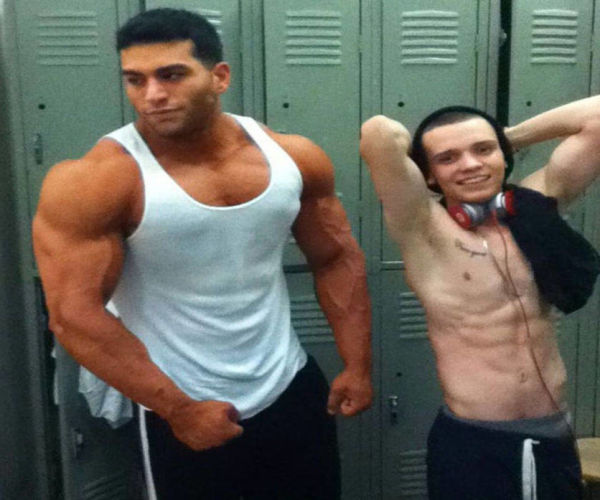 Bodybuilder Next To Skinny Guy • Bodybuilding Wizard