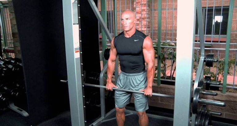 Smith Machine Shrug • Bodybuilding Wizard