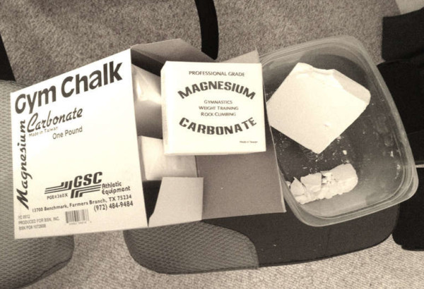 Weight-Lifting Chalk: Pros and Cons • Bodybuilding Wizard