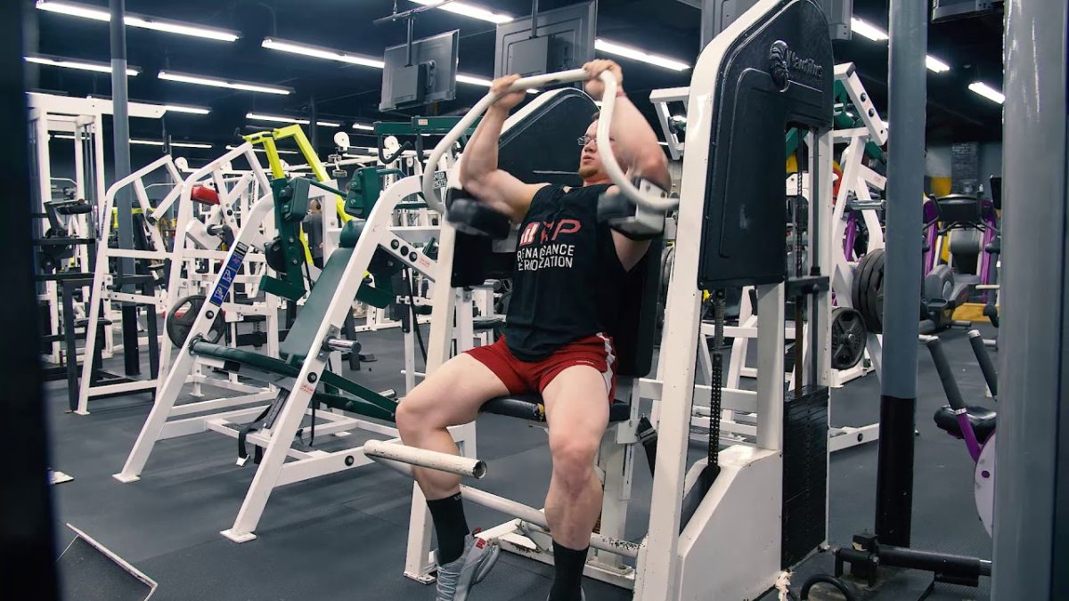 Machine Pullover: Proper Form, Muscles Worked, Benefits & Lat ...