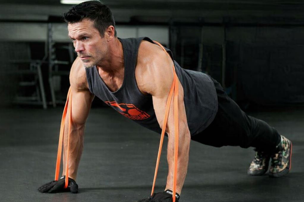 Resistance Band Push-Ups: Technique, Benefits, Muscles Worked ...